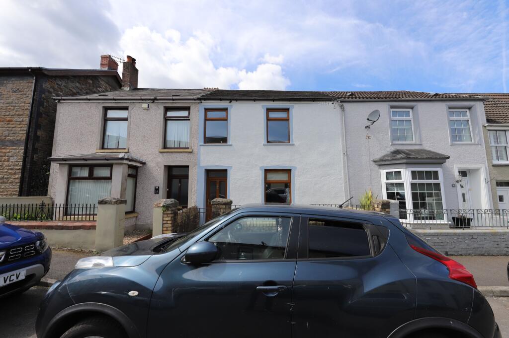 3 bedroom terraced house for sale in Gospel Hall Terrace, Gadlys ...
