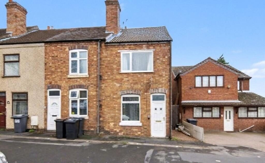 2 bedroom end of terrace house for sale in Marston Lane, Bedworth, CV12