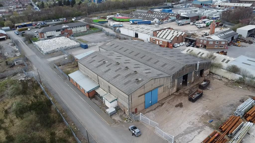 Light industrial facility to lease in Deva Industrial Park, Factory ...