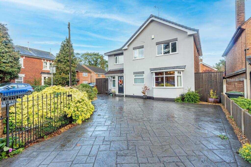 5 bedroom detached house for sale in Heath Street, Stourbridge, DY8 1SQ ...