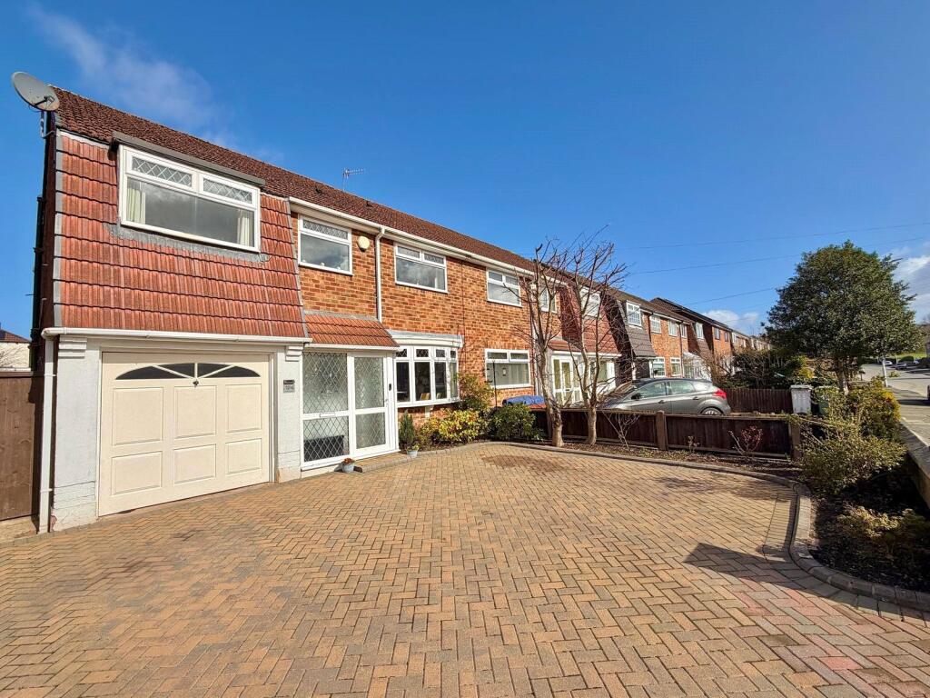 4 bedroom semi-detached house for sale in Prenton Hall Road, Prenton ...