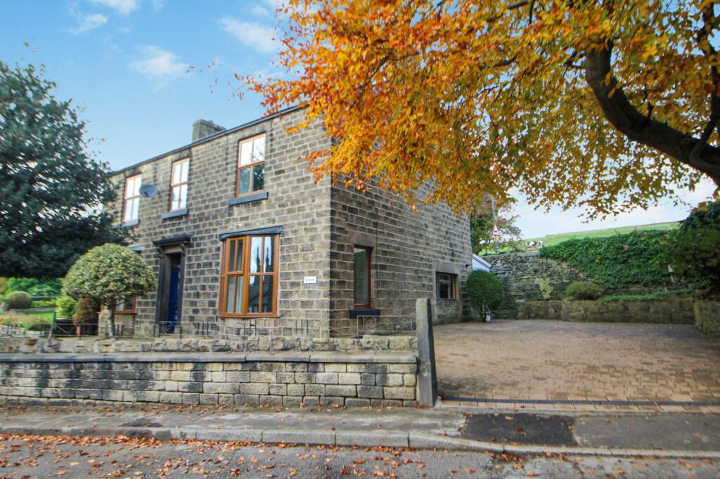 3 bedroom detached house for sale in Old Road, Tintwistle, Glossop ...
