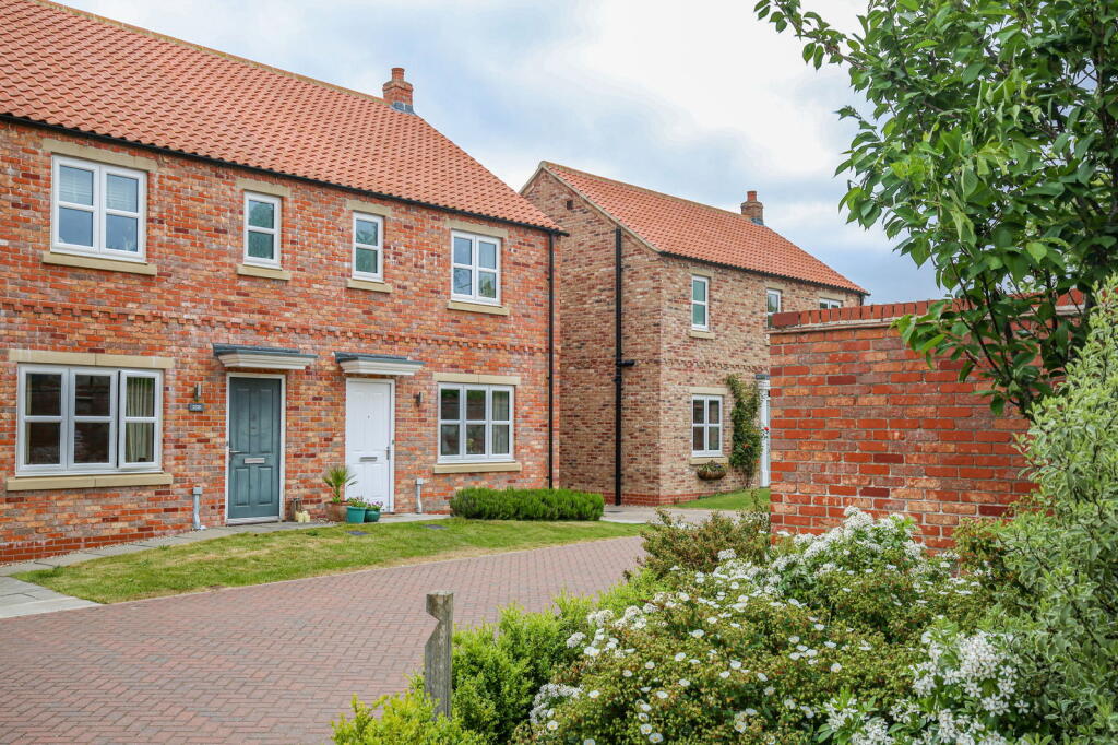 3 bedroom semi-detached house for sale in Great Ouseburn, YO26 9SW, YO26