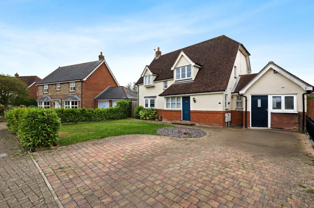 5 bedroom detached house for sale in Notley Green, Great Notley ...