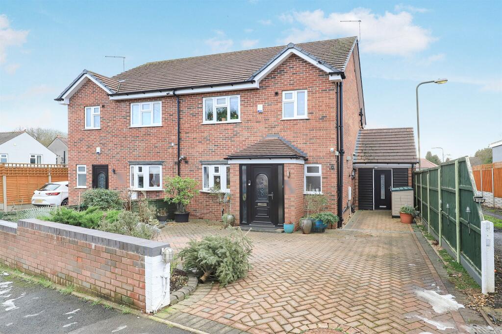 3 bedroom semi-detached house for sale in Lynton Avenue, Claregate ...