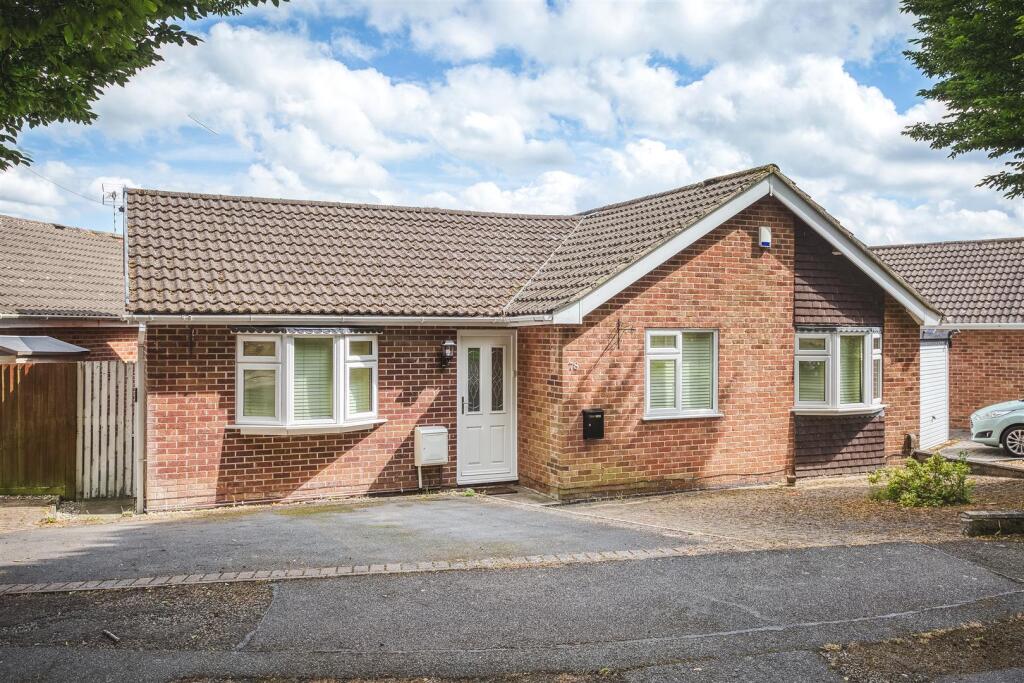 3 bedroom detached bungalow for sale in Brayfield Road, Littleover ...