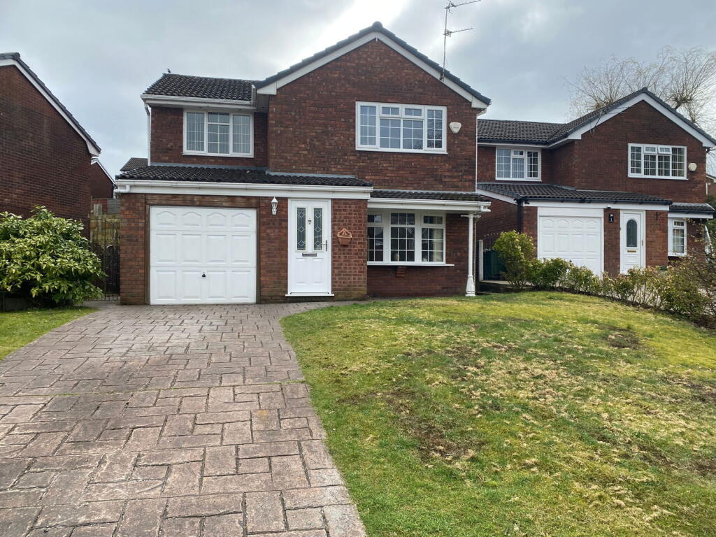 4 bedroom detached house for sale in 2 Riverside, Chadderton, Oldham ...