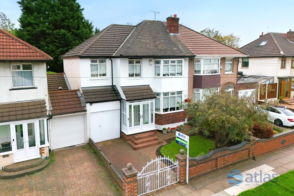 4 bedroom semi-detached house for sale in Thingwall Hall Drive ...