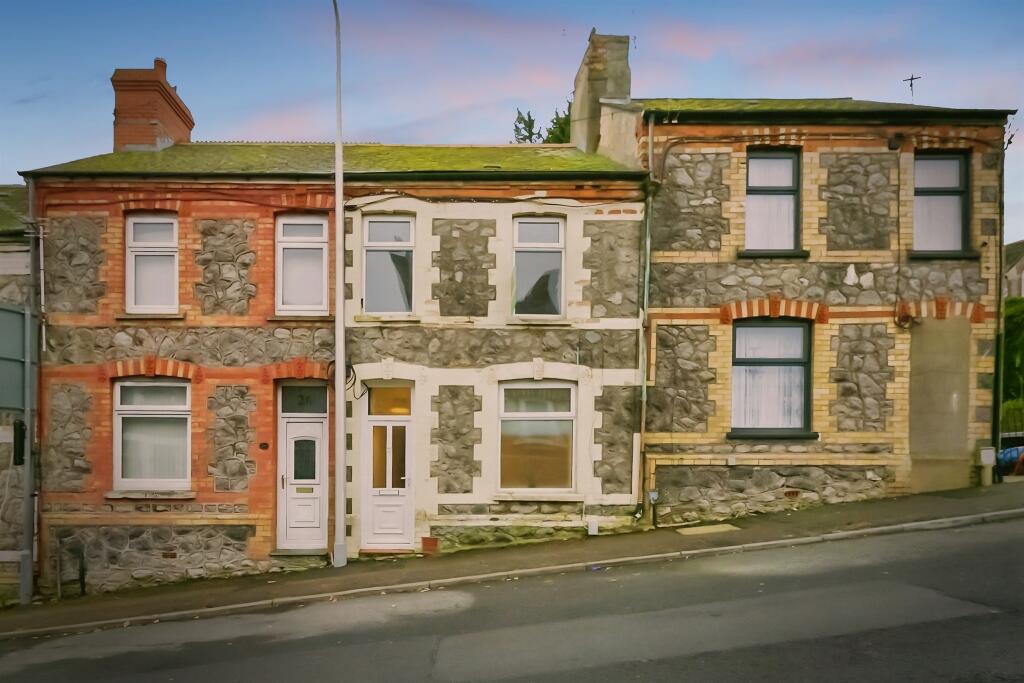2 bedroom terraced house for sale in Church Road, Barry, CF63