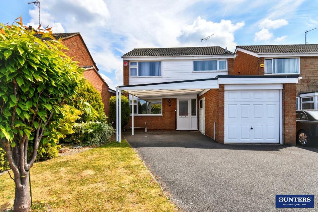 3 bedroom detached house for sale in Laverstock Road, Wigston, LE18