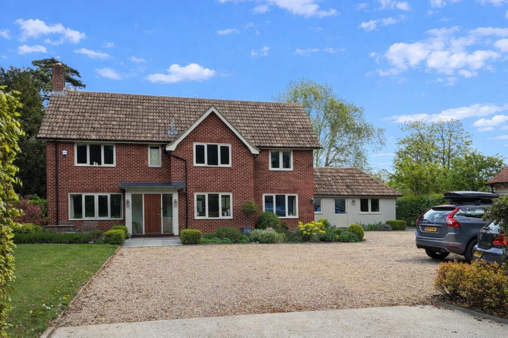 4 bedroom detached house for sale in Hawstead, Suffolk, IP29