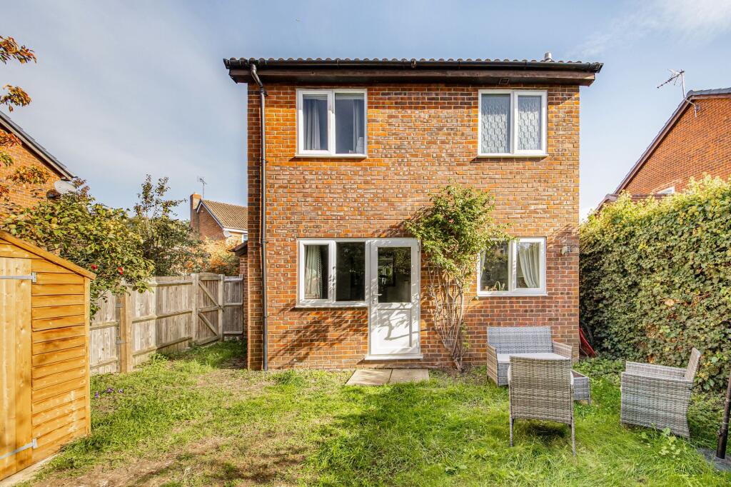 1 bedroom semi-detached house for sale in Riley Close, Abingdon, OX14