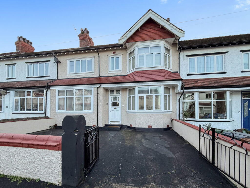 5 bedroom terraced house for sale in Cecil Road, Prenton, CH42