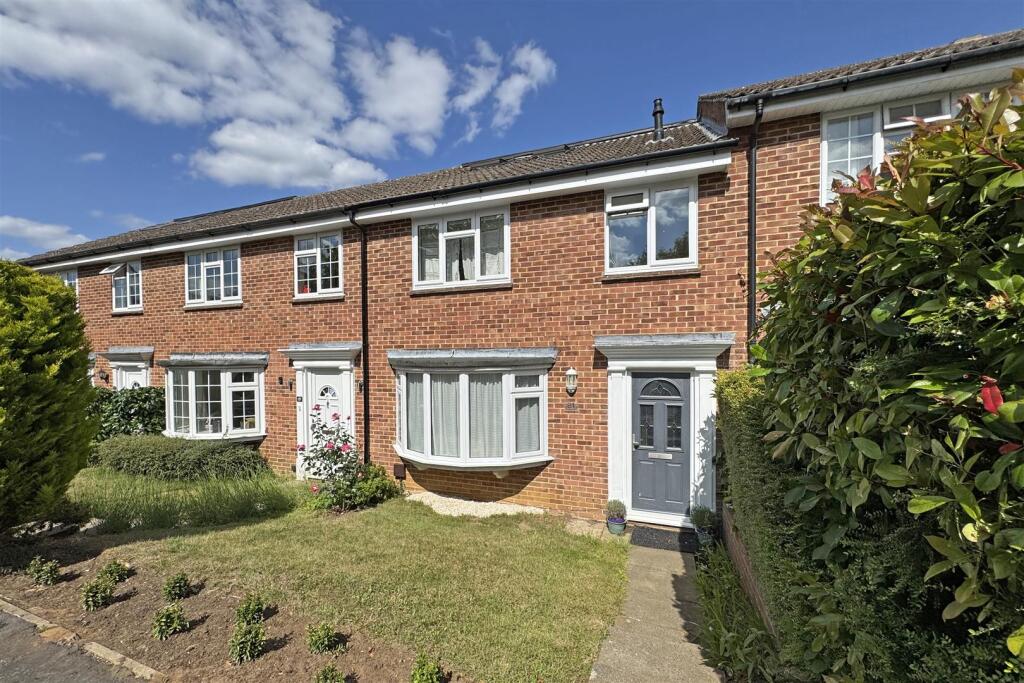 4 bedroom terraced house for sale in Witley, GU8