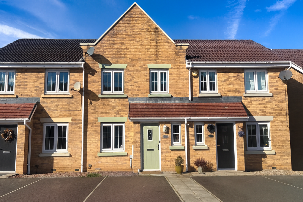3 bedroom terraced house for sale in Arkless Grove, Consett, DH8