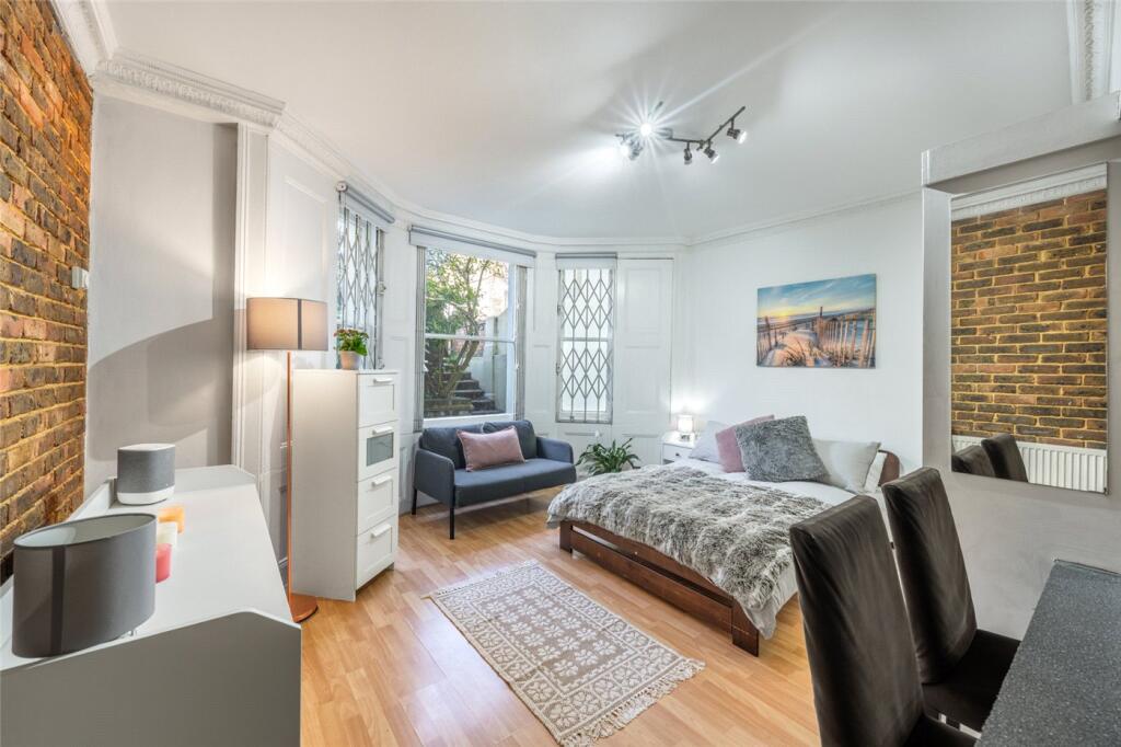Studio flat for sale in Sutherland Avenue, London, W9