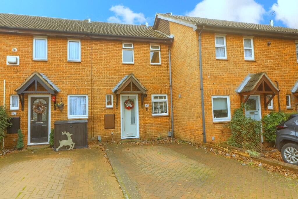 2 bedroom terraced house for sale in Glenfield Road, Warden Hills ...
