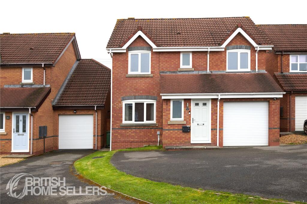 4 bedroom detached house for sale in Rumble Dene, Pewsham, Chippenham ...
