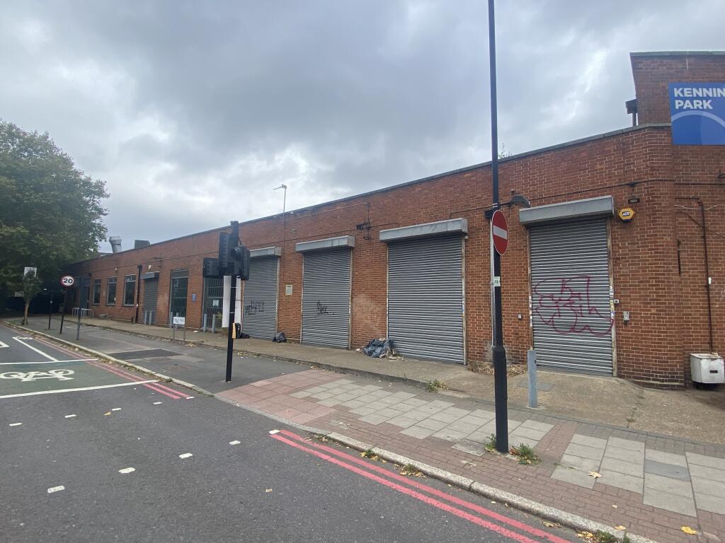 Light industrial facility to lease in Gloucester House, Kennington Park ...