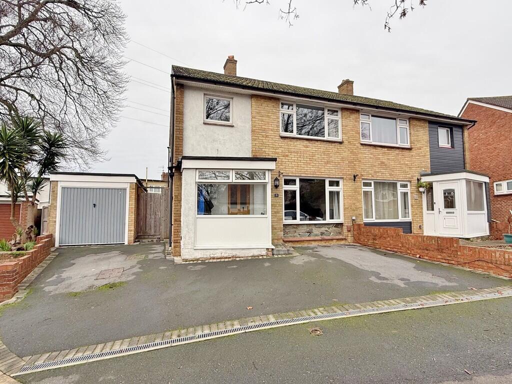 3 bedroom semi-detached house for sale in Wymering Manor Close, Cosham, PO6