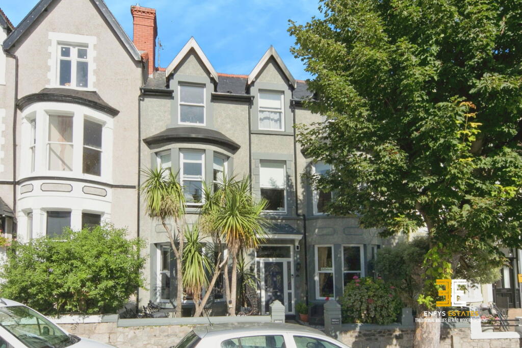 9 bedroom town house for sale in Arvon Avenue, Llandudno, LL30