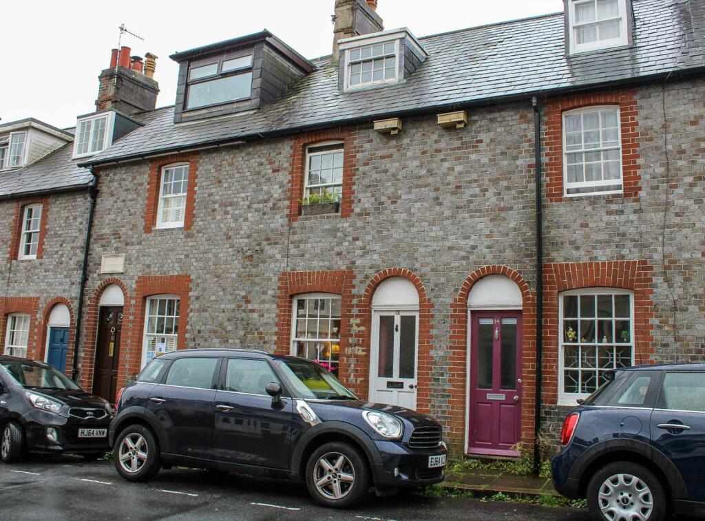 2 bedroom terraced house for sale in De Montfort Road, Lewes, BN7
