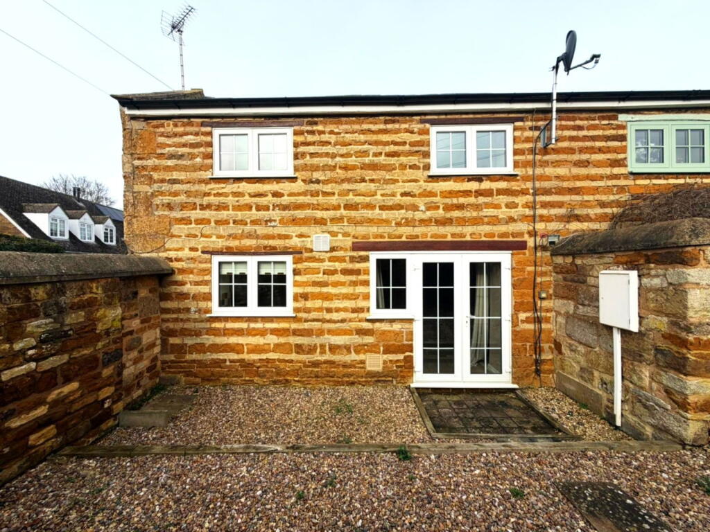 2 bedroom cottage for sale in The Cottage, Caldecott, LE16