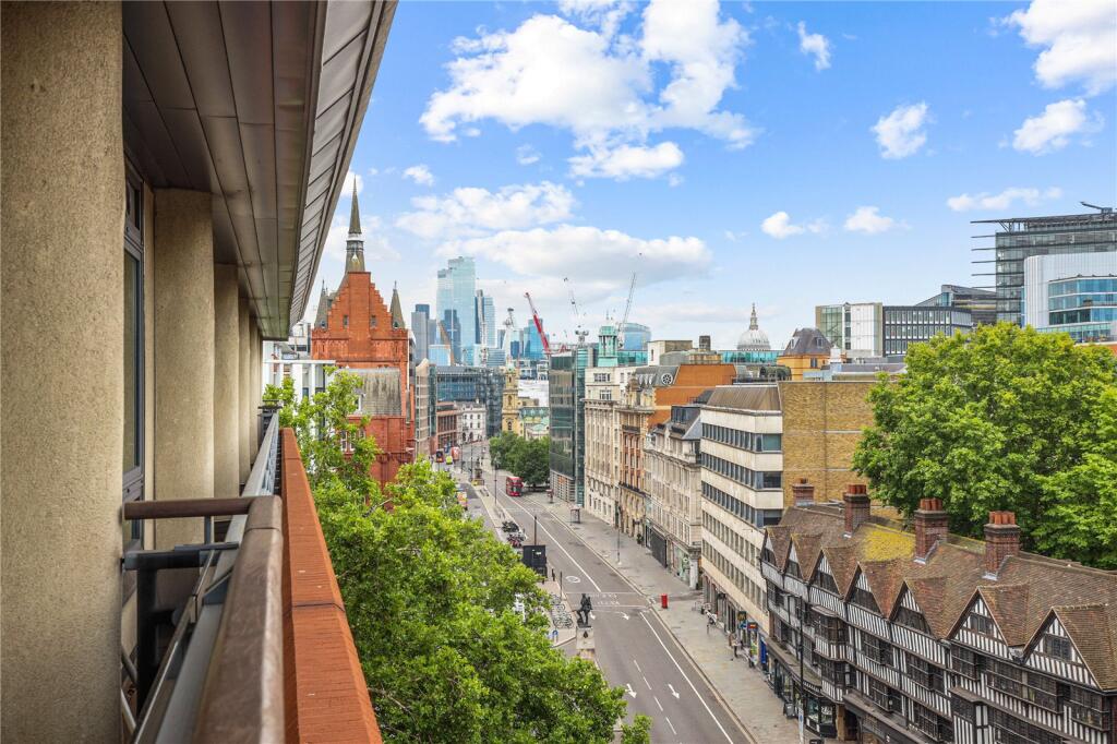 2 bedroom apartment for sale in High Holborn, WC1V