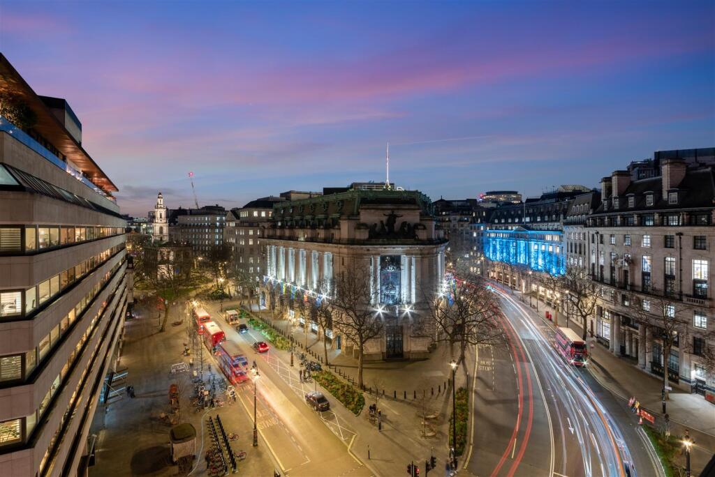 4 bedroom apartment for sale in Strand, Westminster, WC2, WC2R