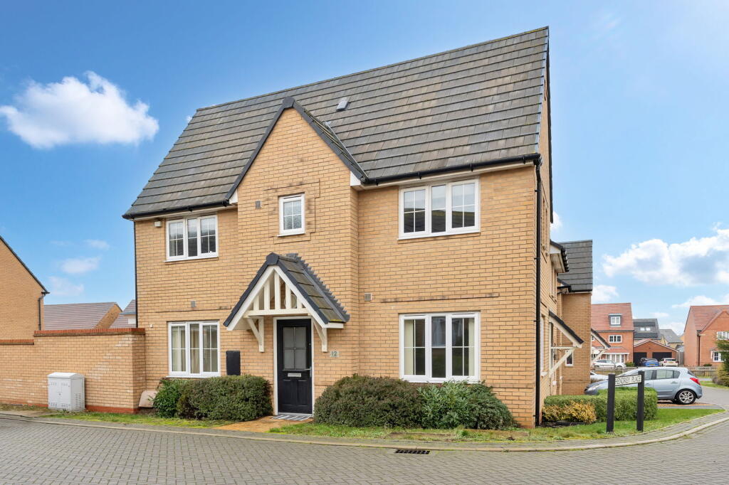 3 bedroom semi-detached house for sale in Brudenell, Godmanchester ...