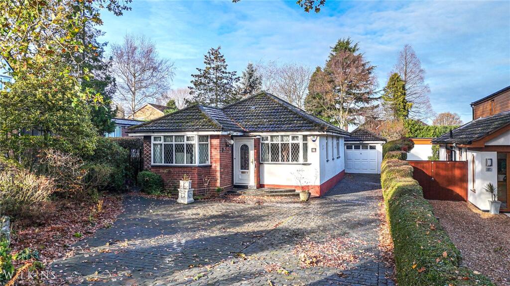 2 bedroom bungalow for sale in Edge Hill Road, Sutton Coldfield, West ...