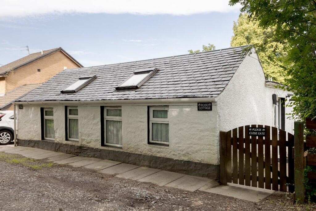 2 bedroom detached bungalow for sale in Rose Cottage, Spys Lane, Rhu G84