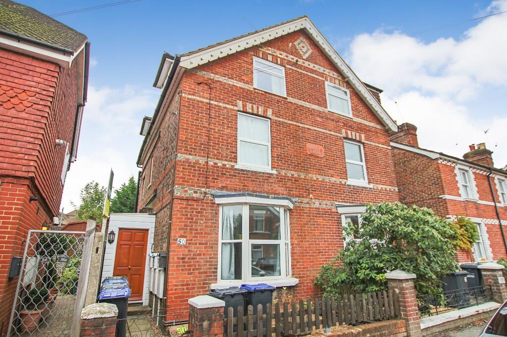 1 bedroom ground floor flat for sale in Cantelupe Road, East Grinstead ...