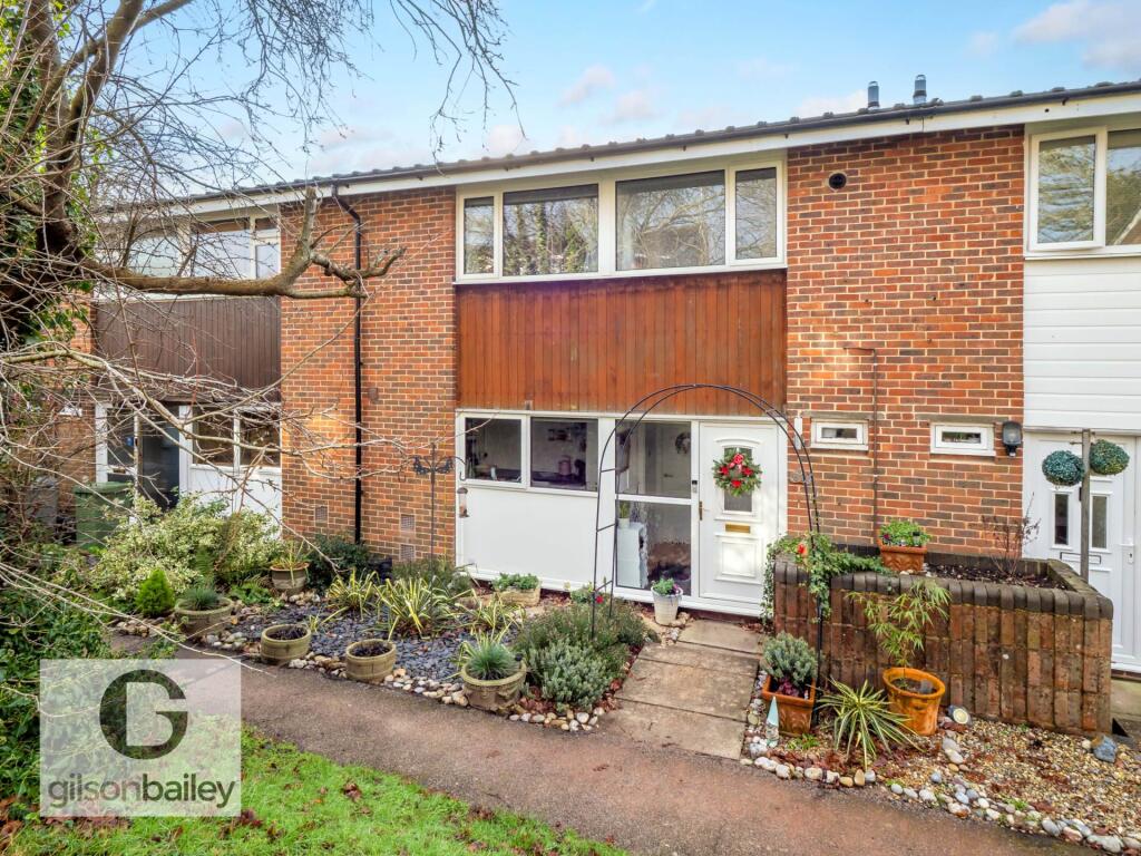 3 bedroom terraced house for sale in Finch Way, Brundall, NR13