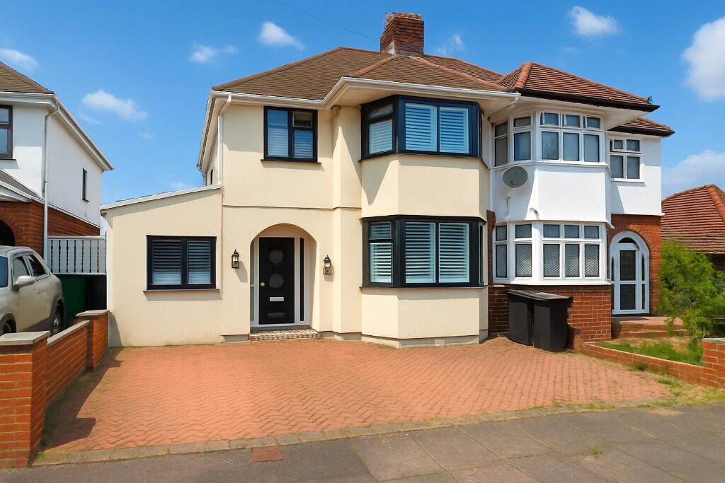3 bedroom semi-detached house for sale in Granby Road, Luton ...
