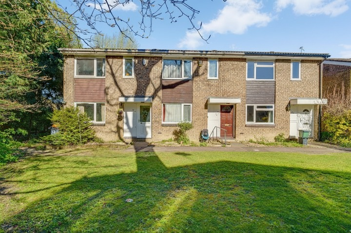 3 bedroom end of terrace house for sale in Ladygrove, Pixton Way, CR0