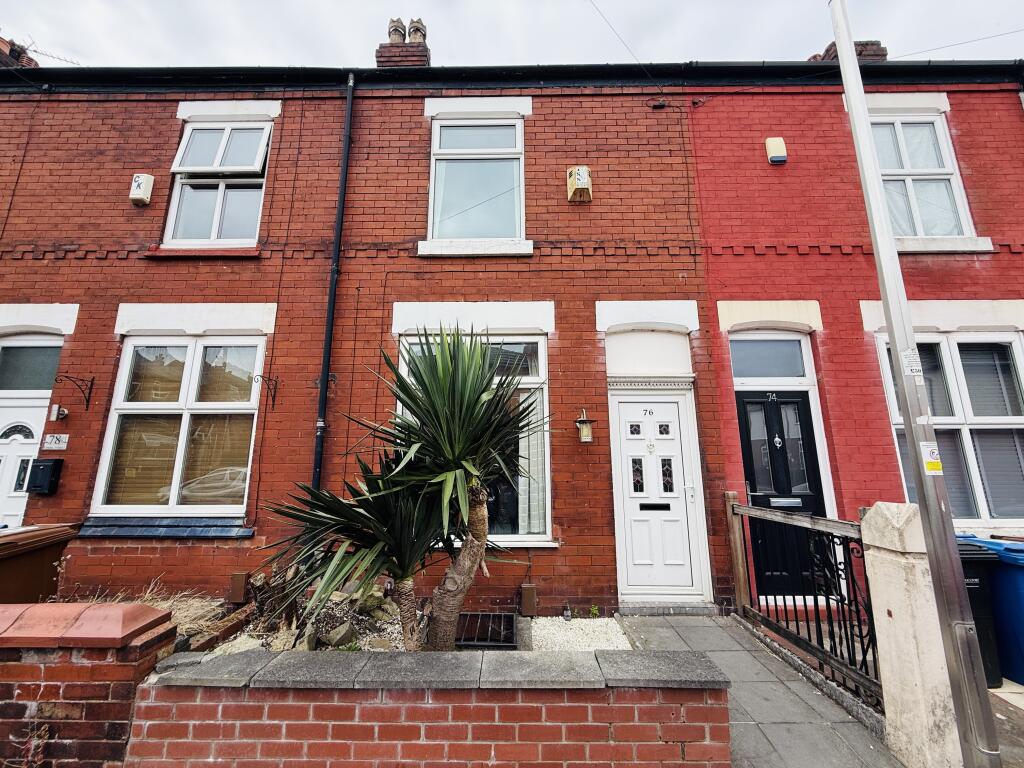 2 bedroom terraced house for sale in Athens Street, Offerton, SK1