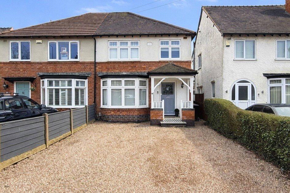 3 bedroom semi-detached house for sale in Lutterworth Road, Nuneaton ...