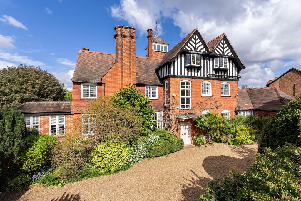 8 bedroom house for sale in Ryecroft Road, Streatham, South West London ...