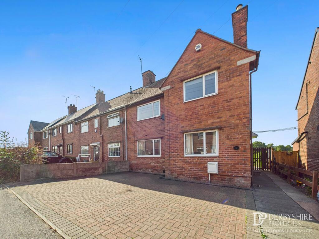 3 bedroom end of terrace house for sale in St Leonards Place, Shirland ...