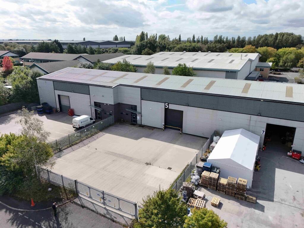 Warehouse to lease in Unit 5, Brightgate Way, Trafford Park, M32 0TB, M32