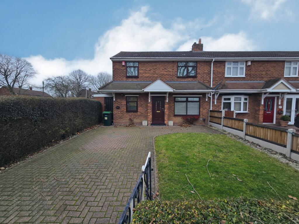 3 bedroom end of terrace house for sale in Planetree Road, Walsall, WS5