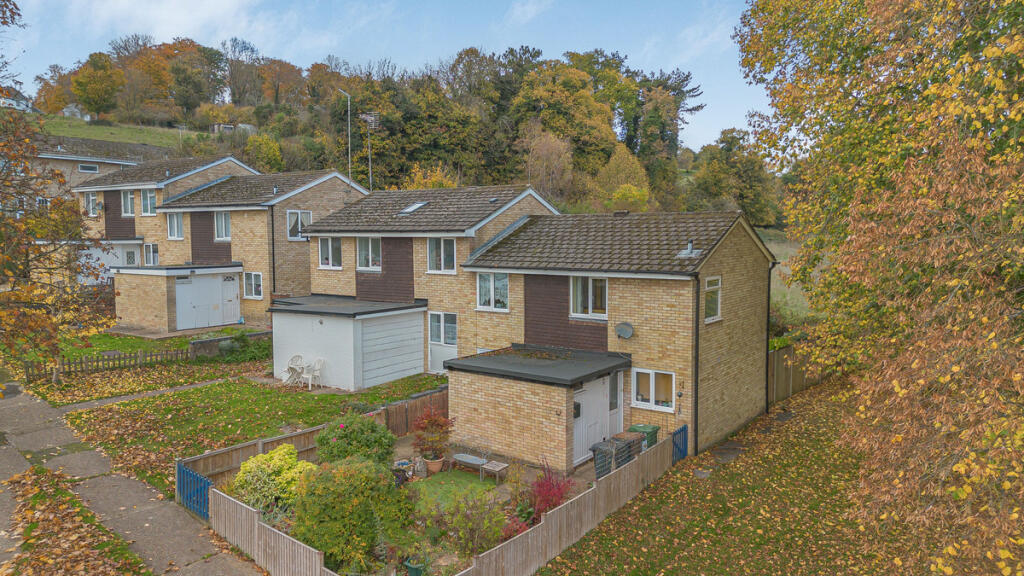 3 bedroom semi-detached house for sale in Crisp Road, Henley On Thames, RG9