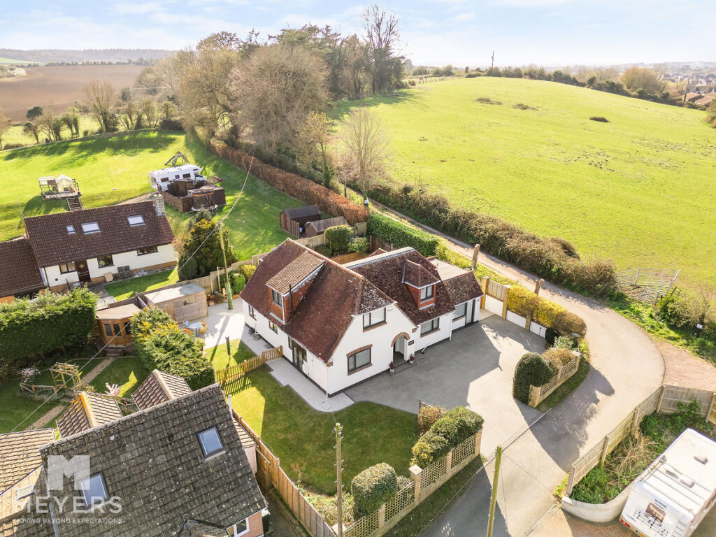 3 bedroom detached house for sale in Duck Street, Wool, BH20 6, BH20