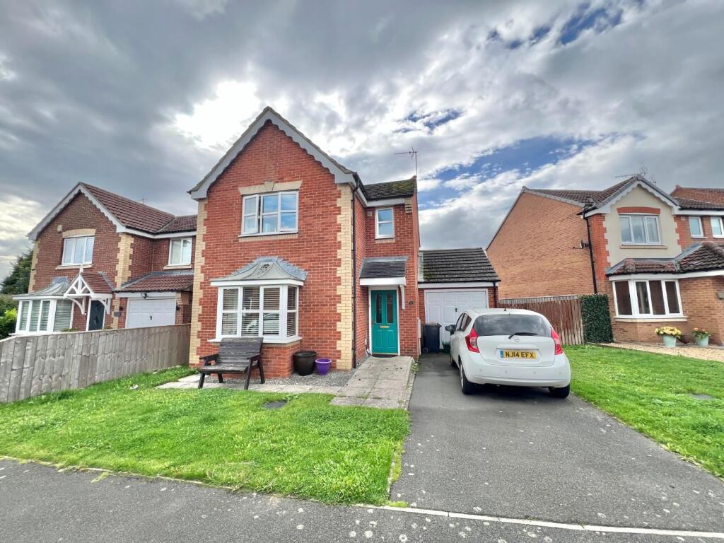 3 bedroom detached house for sale in Lewthwaite Gardens, Willington, DL15