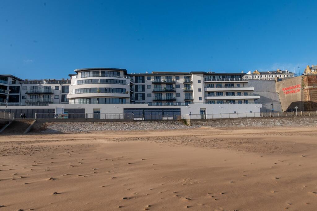 3 bedroom flat for sale in 4 Sea View, Ramsgate, CT11