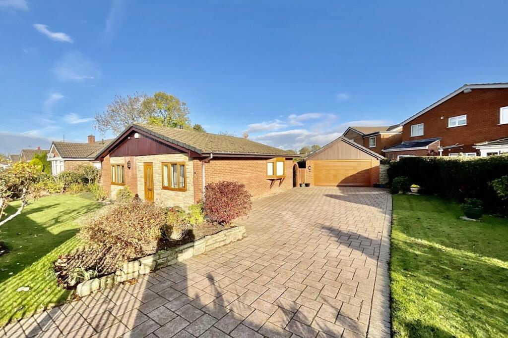 3 bedroom bungalow for sale in Staniforth Crescent, Todwick, Sheffield ...