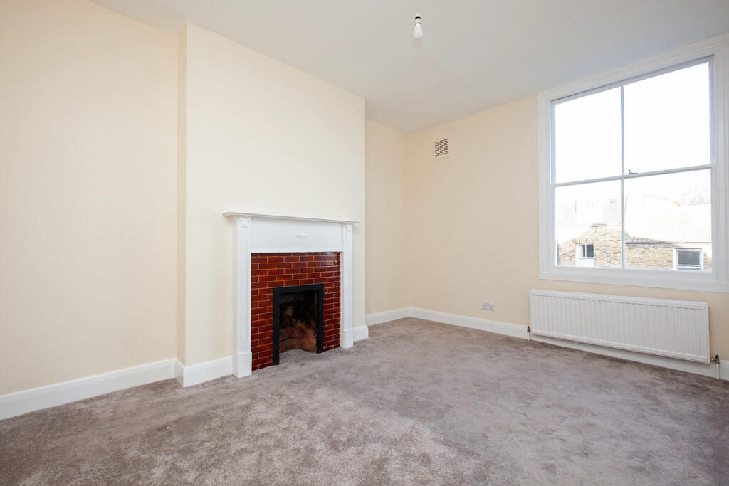 2 bedroom apartment for rent in Farleigh Road, London, N16