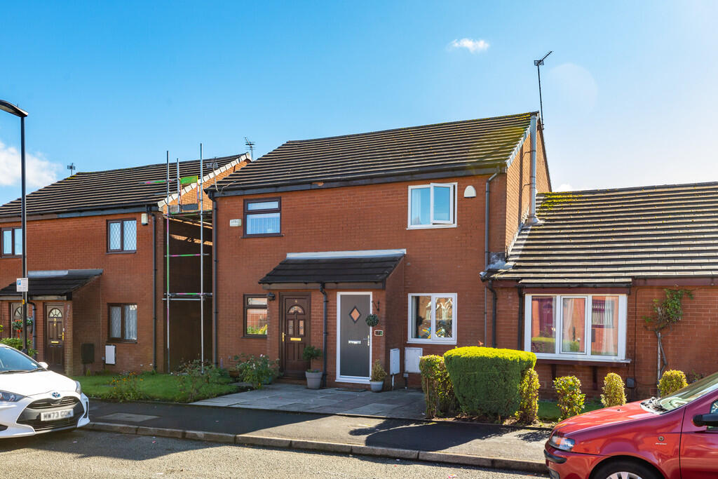 2 bedroom terraced house for sale in St Chads Close, Rochdale, OL16 1FG ...