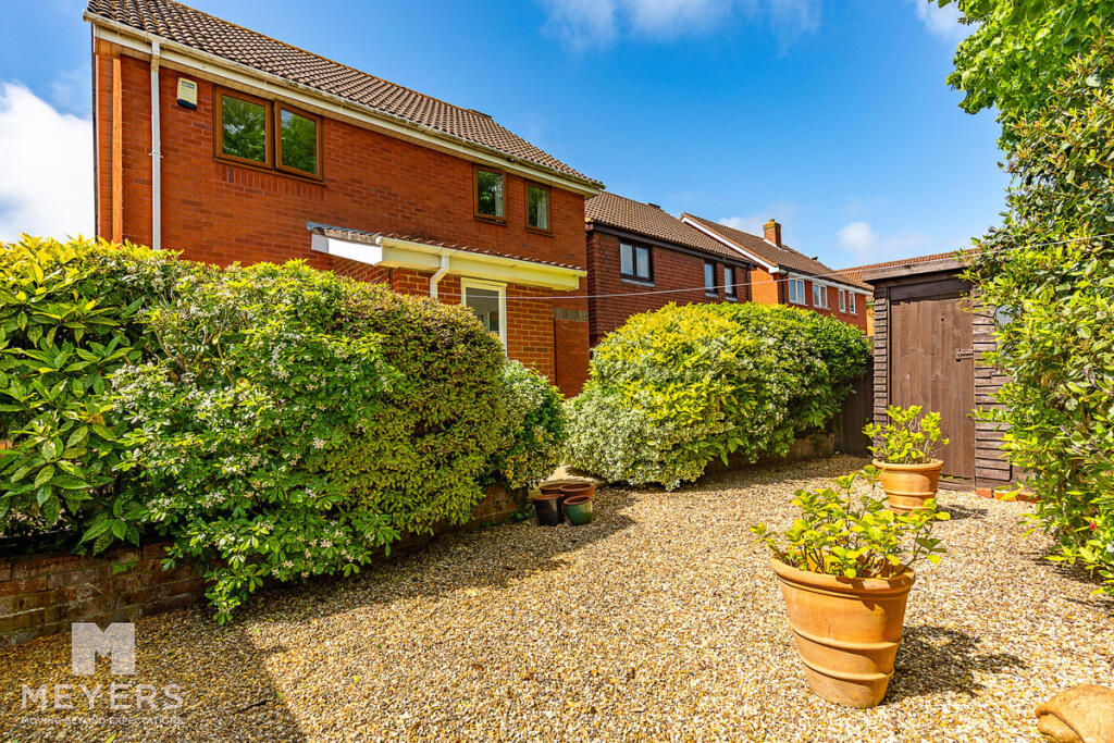 3 bedroom detached house for sale in Summerfields, Bournemouth, BH7 7, BH7